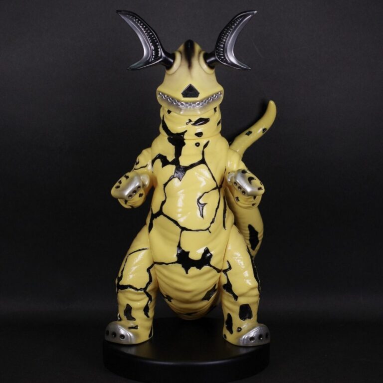 【6月30日(金)12時より受注受付開始】【PLANET X】エレキング(幼体付き)が登場！ 【PLANET X】Eleking(with ...